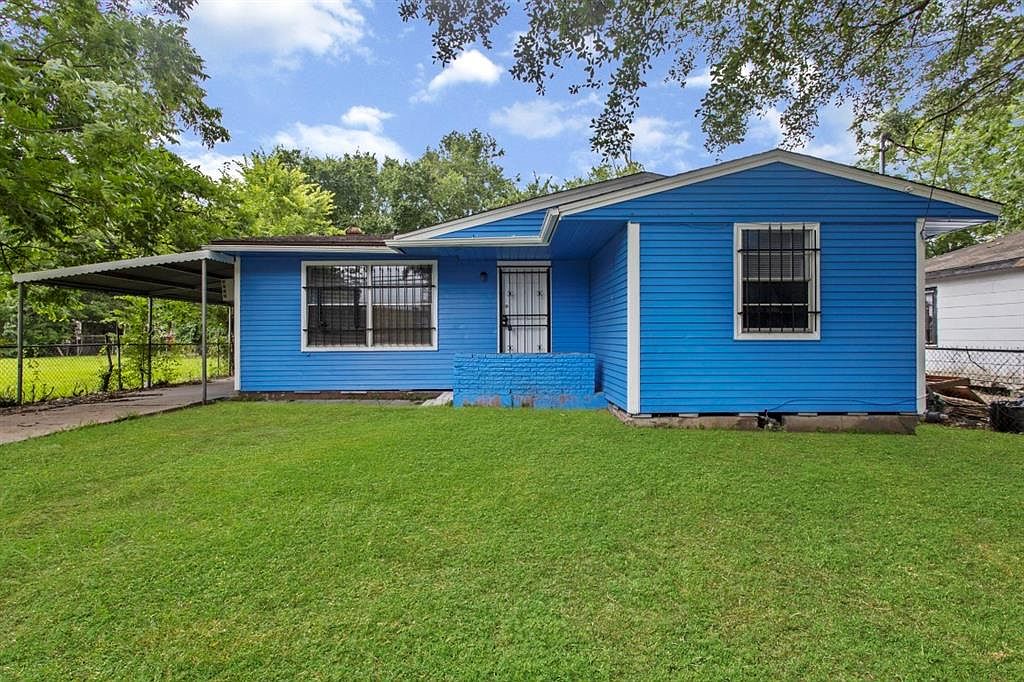 9135 E Avenue O, Houston, TX 77012 | Zillow