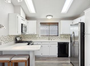 28 Westgate Circle, Santa Rosa, CA 95401 | MLS #325025488 | Zillow