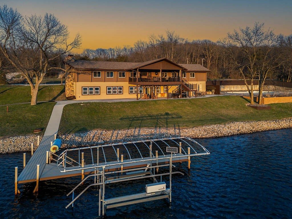 9145 Diamondhead Dr, Dexter, IA 50070 | MLS #699662 | Zillow