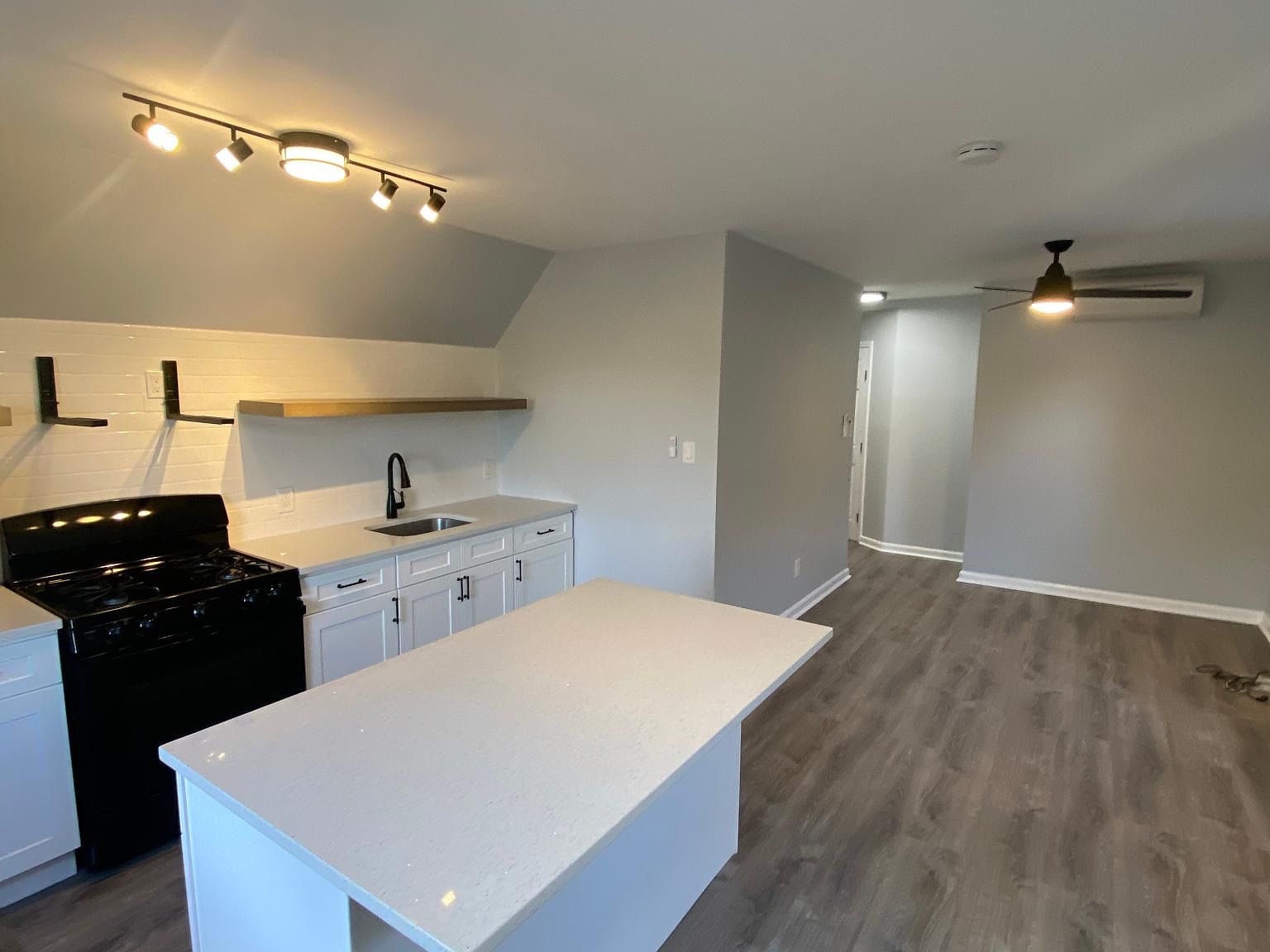 2864 Lamport Pl #3, Bronx, NY 10465 | Zillow