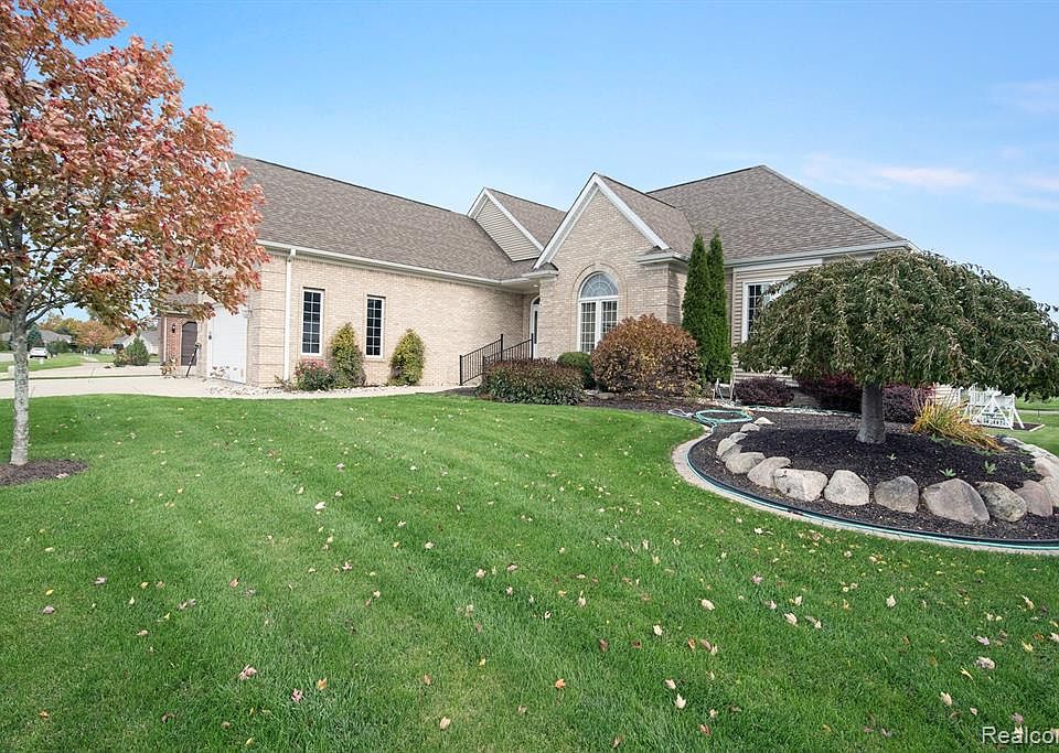 9045 Copper Ridge Dr, Davison, MI 48423 | Zillow