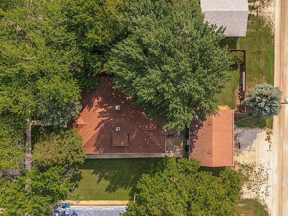 123 W Delaware St, Dwight, IL 60420 | Zillow