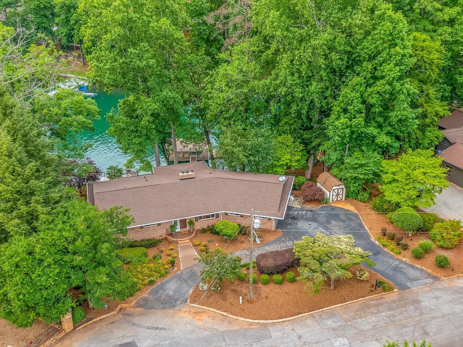 4 Heritage Point, Seneca, SC 29672 | Zillow