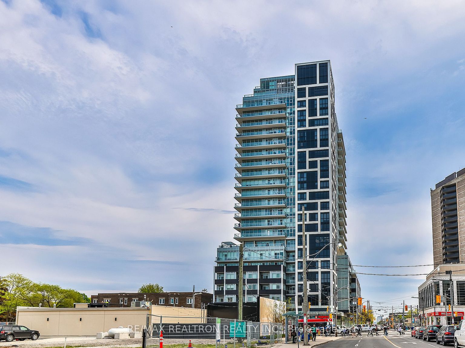 501 Saint Clair Ave W #618, Toronto, ON M5P 0A2 | Zillow