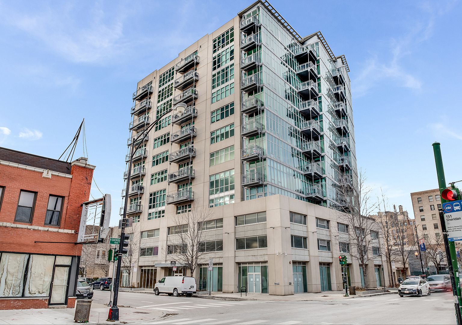 1000 W Leland Ave APT 6H, Chicago, IL 60640 | Zillow