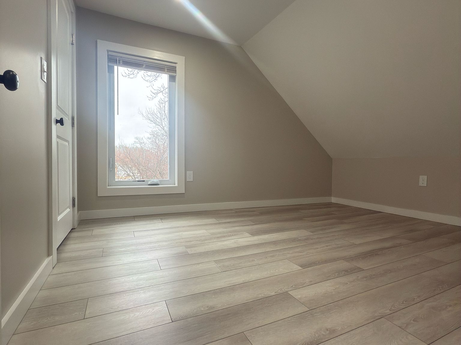 41 Merrimack St #3L, Hooksett, NH 03106 | Zillow