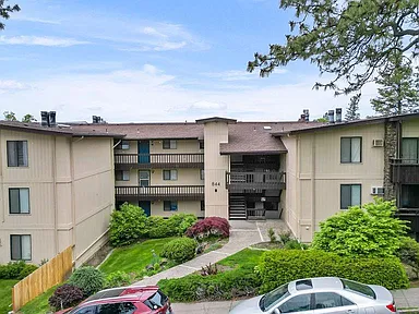 844 W Cliff Dr Spokane WA | Zillow