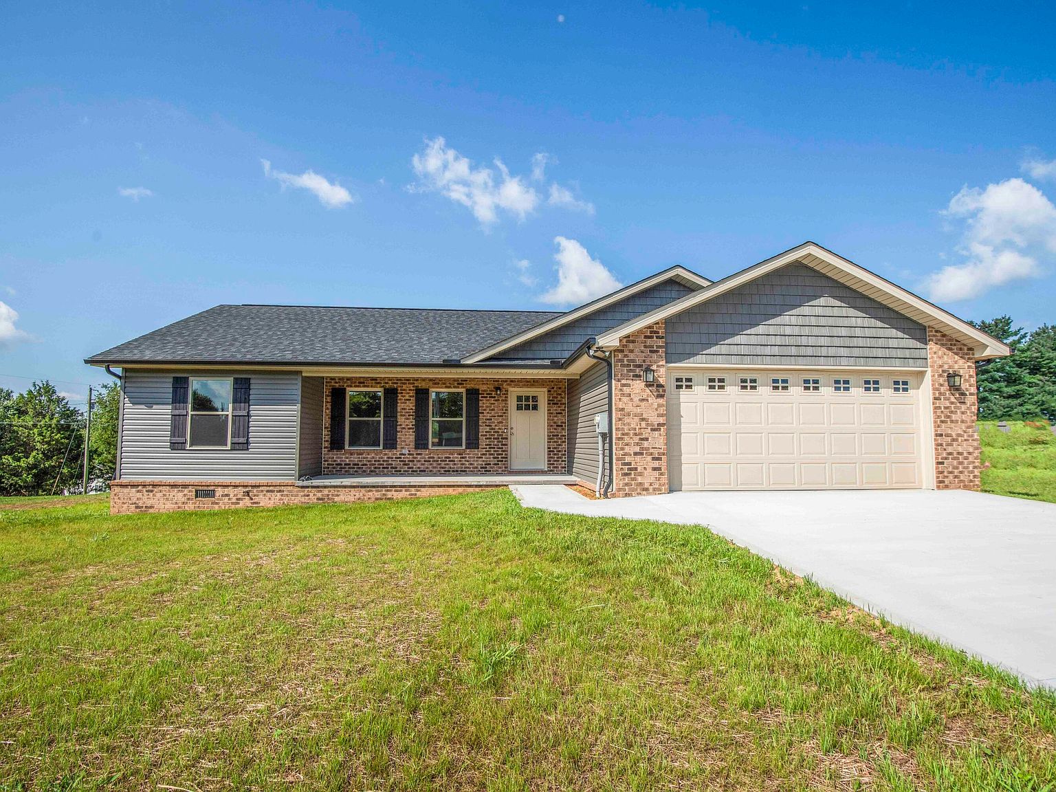 3727 Hardwood Rd, Kodak, TN 37764 | Zillow