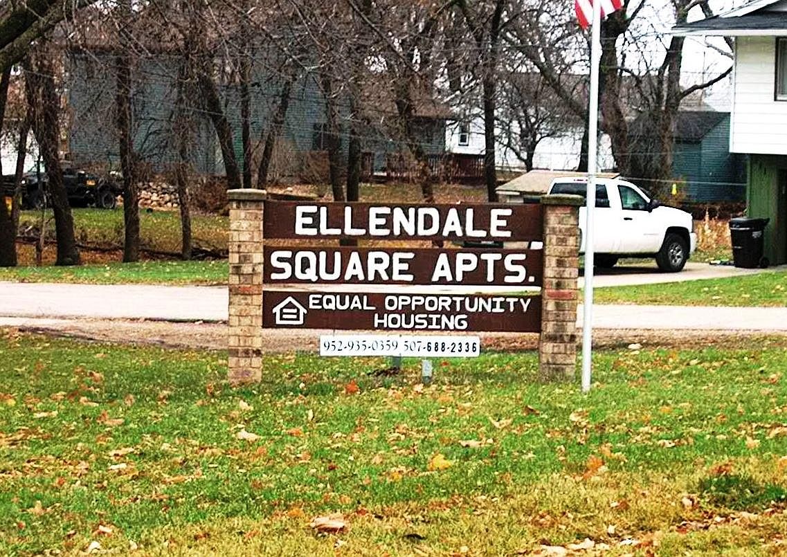 208 7th Ave W #2, Ellendale, MN 56026 | Zillow