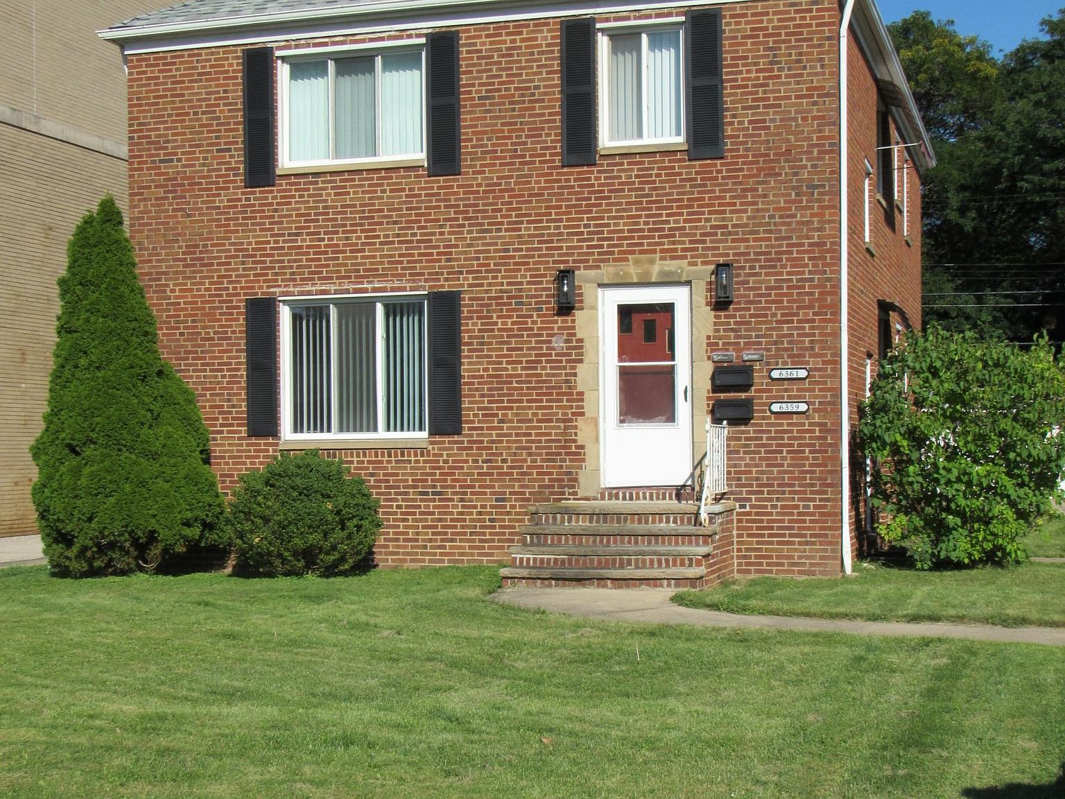 6359 Ridge Rd, Parma, OH 44129 | Zillow