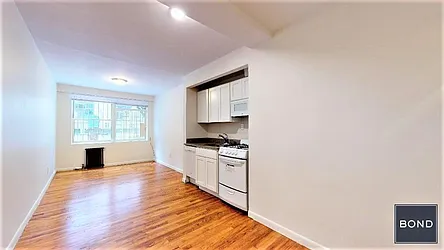 Fran Lebowitz Buys New Place in Chelsea for $3.1M | StreetEasy