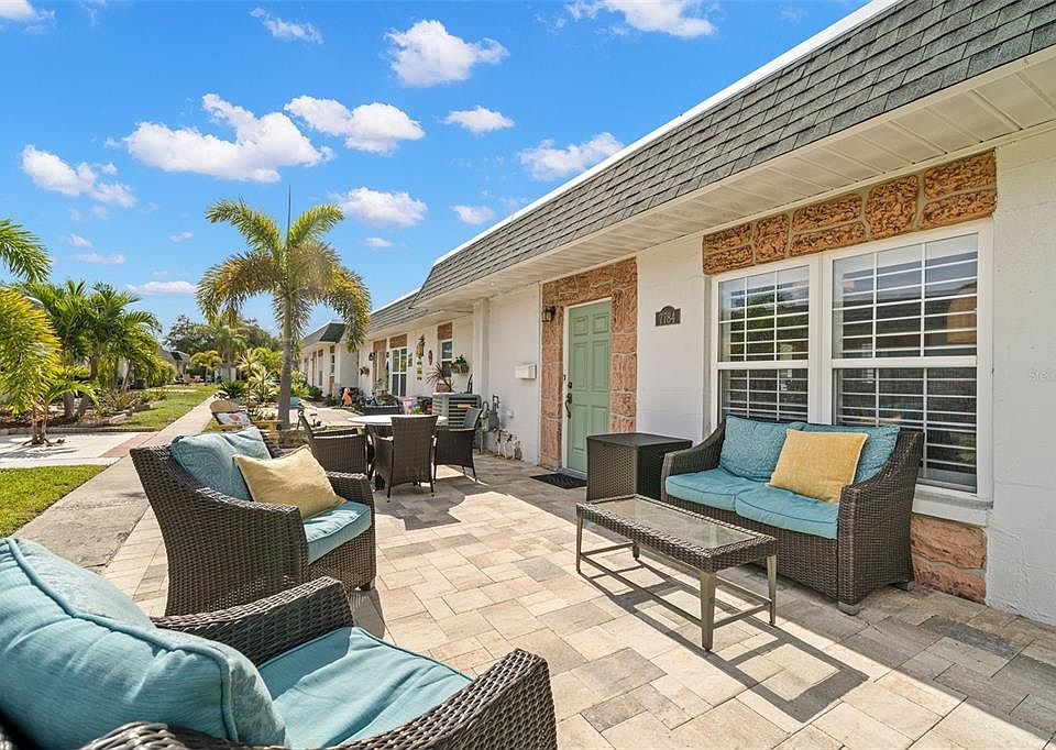 7784 39th Ave N, Saint Petersburg, FL 33709 | MLS #U8241397 | Zillow