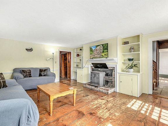 272 Maple Ave, Rutland, MA 01543 | MLS #73255911 | Zillow