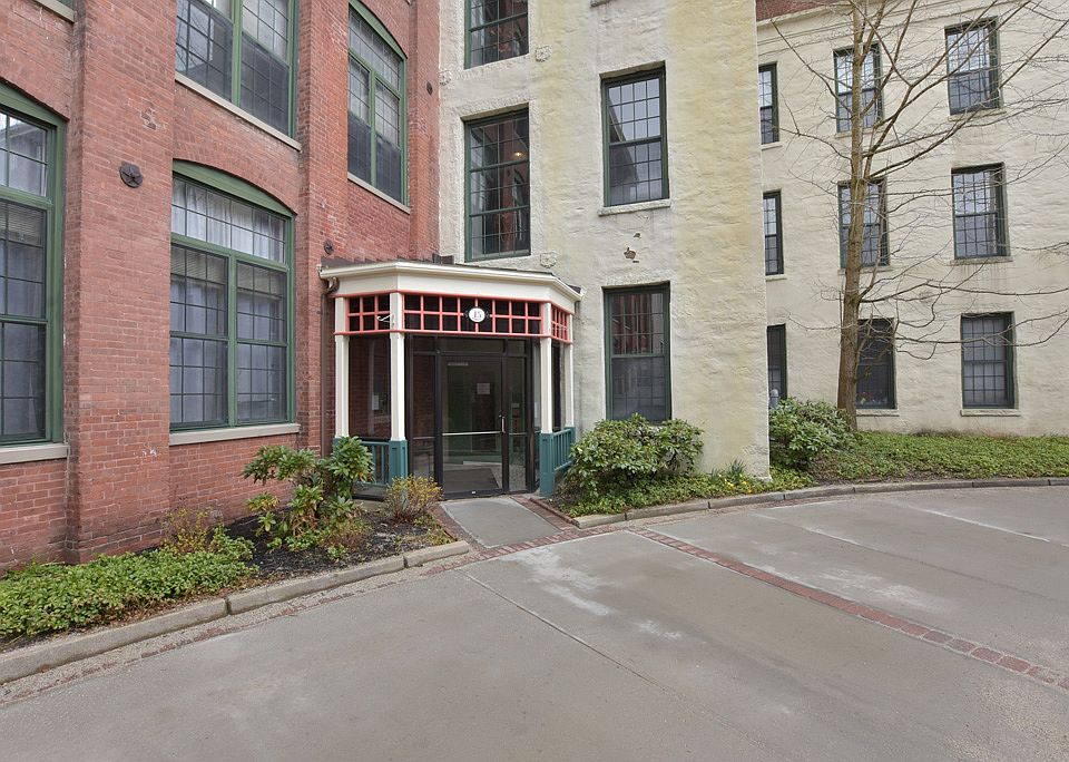 15 Higgins St APT 115, Smithfield, RI 02917 | Zillow