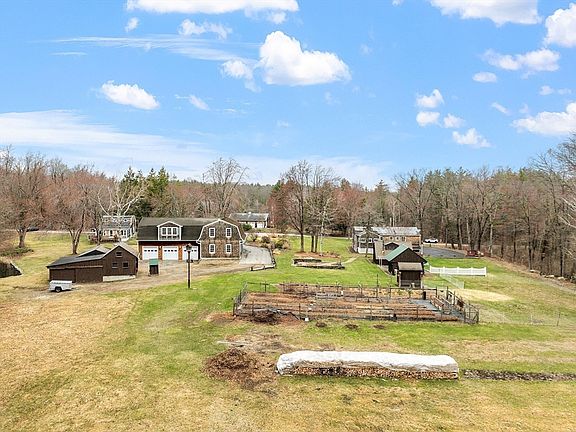 28-30 Bailey Rd, West Townsend, MA 01474 | MLS #73359350 | Zillow