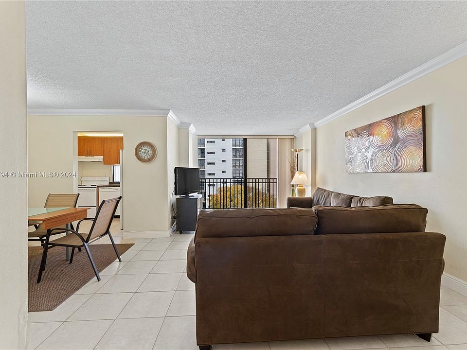 16909 N North Bay Rd #608, North Miami Beach, FL 33160 | Zillow