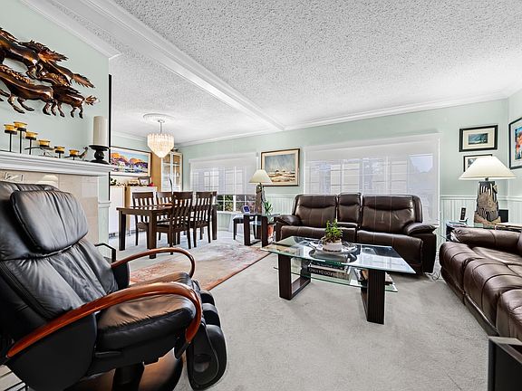 145 King Edward St #5, Coquitlam, BC V3K 6L6 | MLS #R2829274 | Zillow