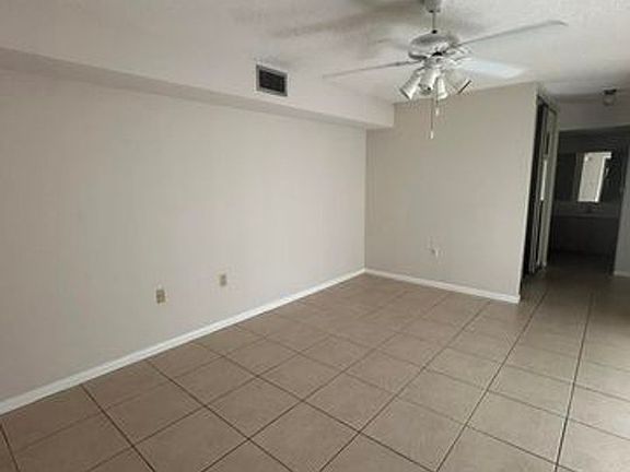 2218 22nd Ln, Lake Worth, FL 33463 | Zillow