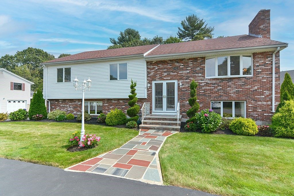 8 Oakridge Dr, Saugus, MA 01906 | MLS #73157949 | Zillow