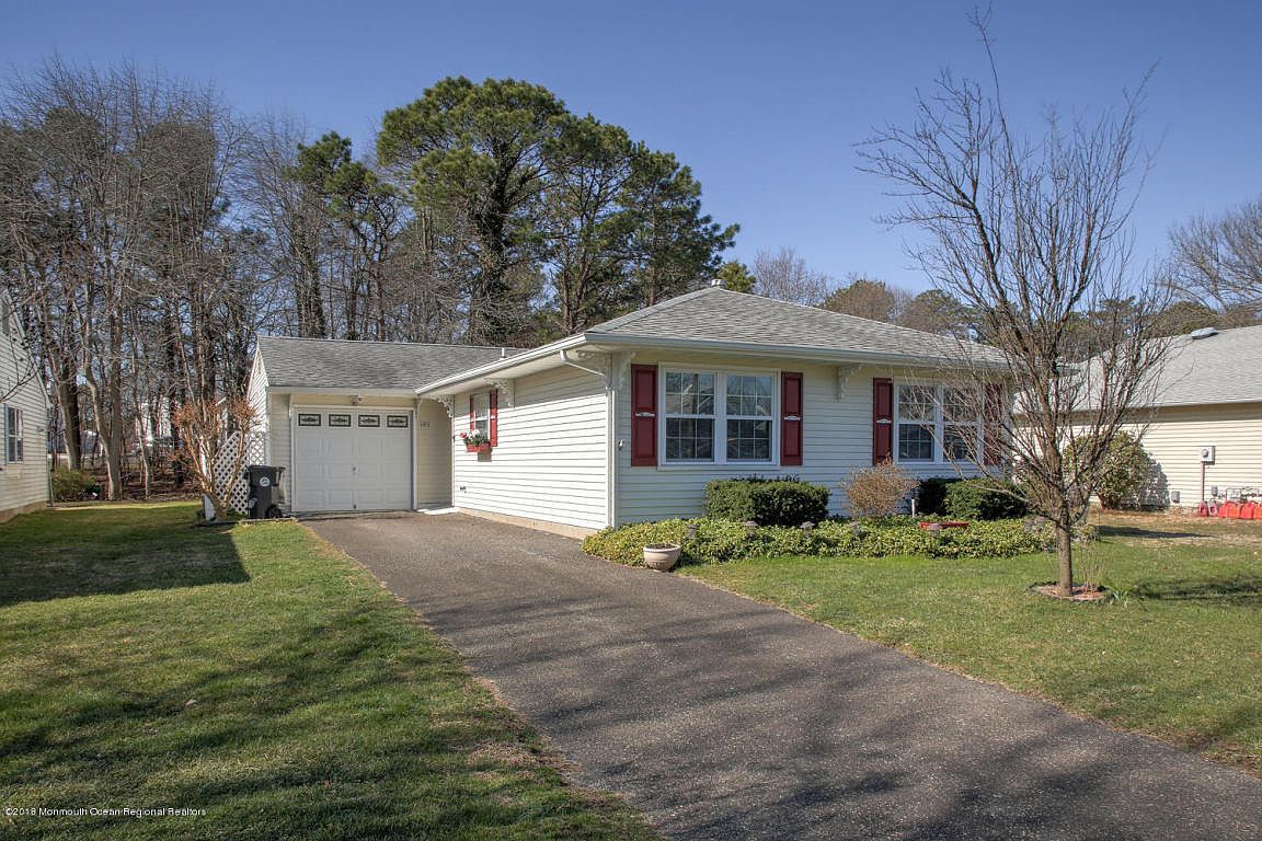 185 Seaview Ave, Brick, NJ 08723 | Zillow