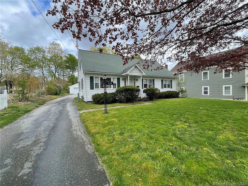 114 S Main St, Putnam, CT 06260 | Zillow