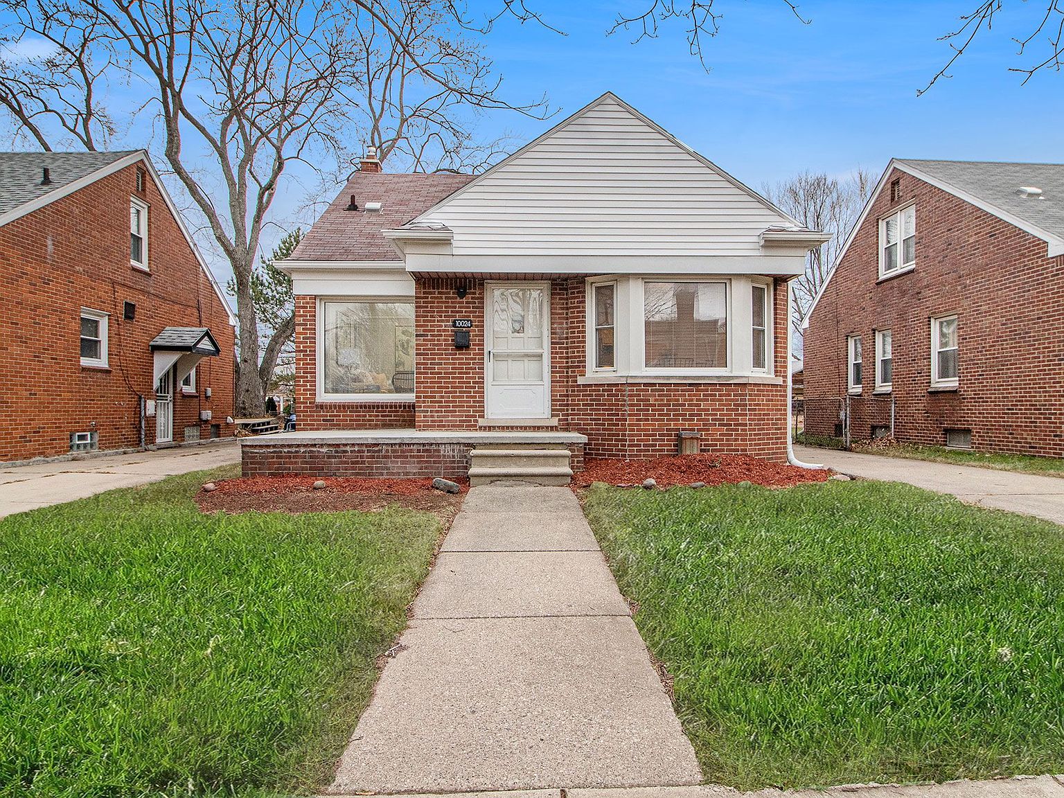 10024 Garfield, Redford, MI 48239 | Zillow