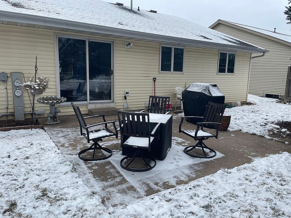 1426 W Weiland Ln, Appleton, WI 54914 | Zillow