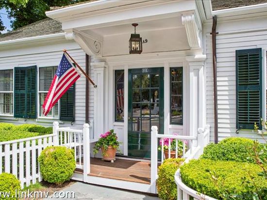 111 Upper Main St, Edgartown, MA 02539 | MLS #38279 | Zillow