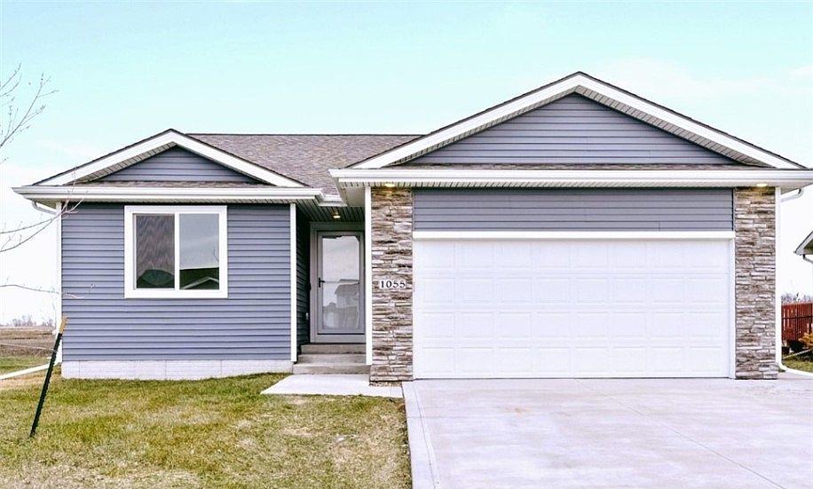1055 Locust St, Waukee, IA 50263 | Zillow