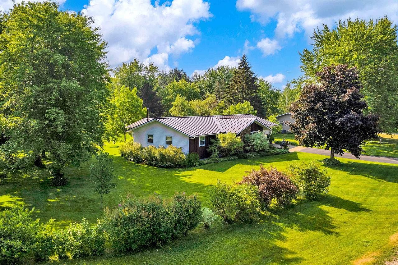840 RAMBLE LANE, Plover, WI 54467 | Zillow