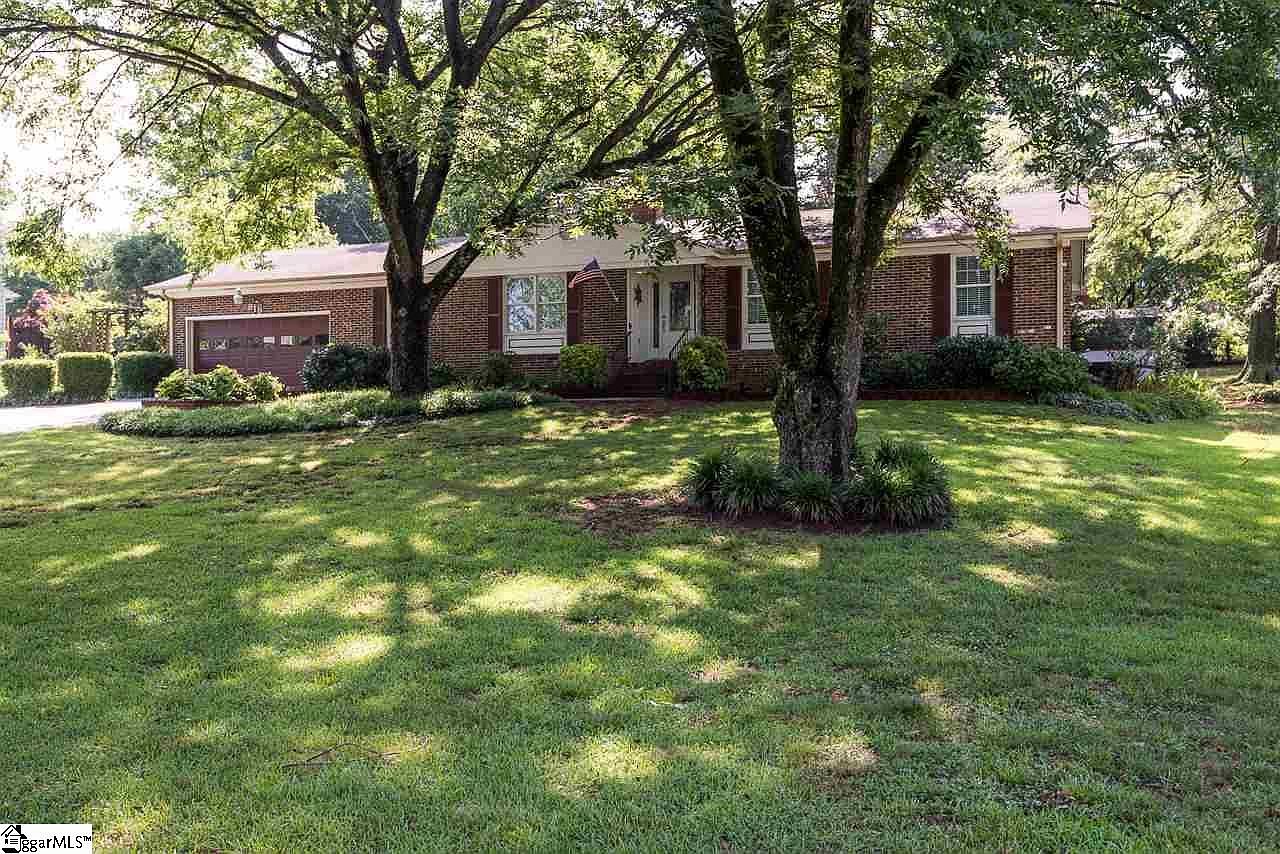 819 Taylor Rd, Greer, SC 29651 | Zillow