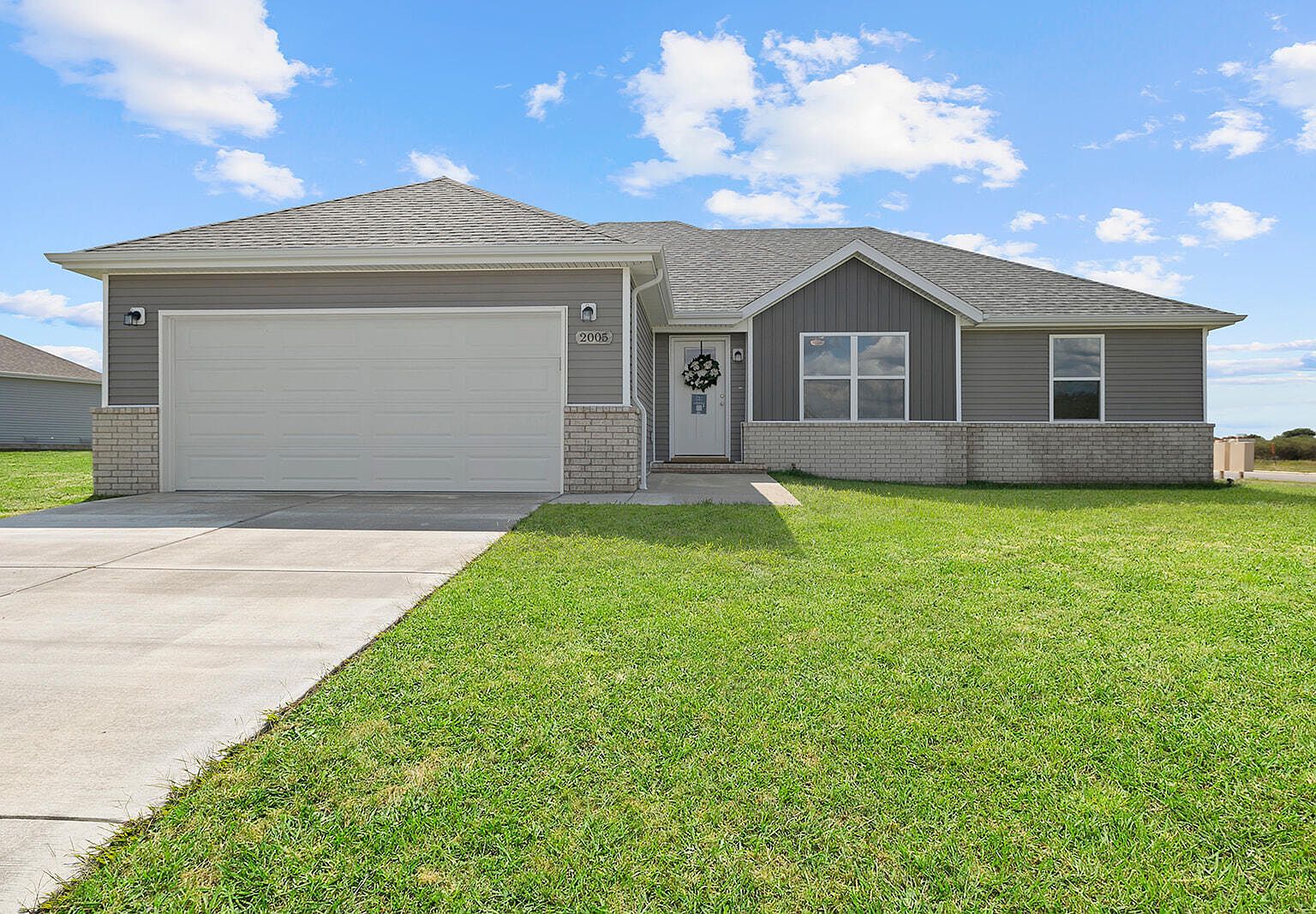 2005 S Faith Court, Bolivar, MO 65613 | Zillow
