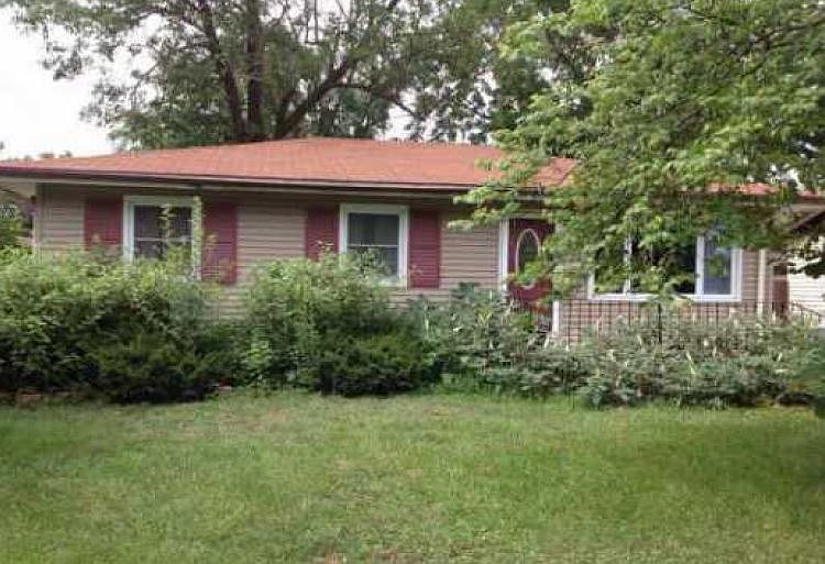 1664 W Waggoner St, Decatur, IL 62526 | Zillow
