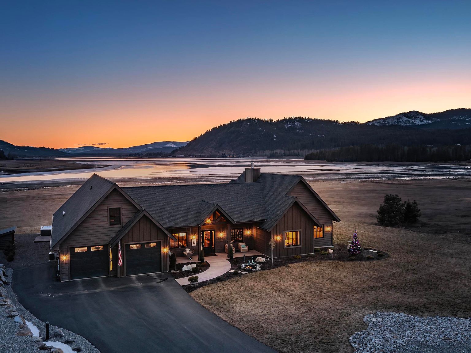 122 Sabrea Shores Rd, Sagle, ID 83860 | MLS #20250499 | Zillow