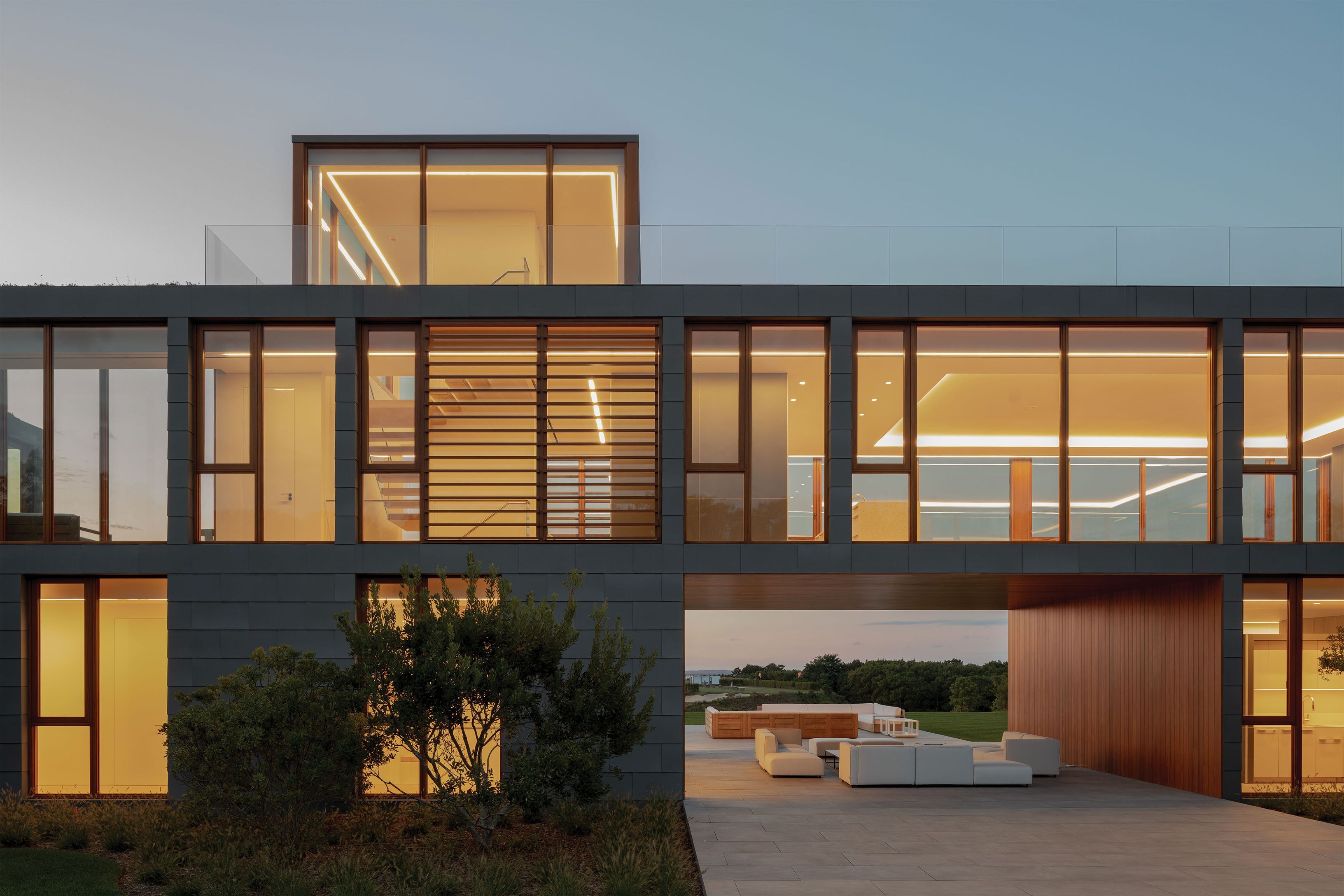 31 The Bridge, Bridgehampton, NY 11963 | Out East