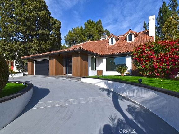 12112 Woodley Ave, Granada Hills, CA 91344 | MLS #SR24240334 | Zillow