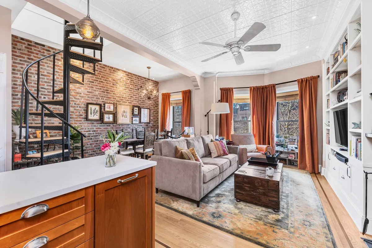 215 Saint Johns Place #3 in Park Slope, Brooklyn | StreetEasy