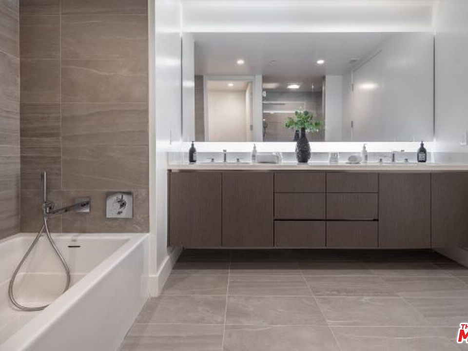 411 S Hamel Rd #208, Los Angeles, CA 90048 | MLS #23-265557 | Zillow