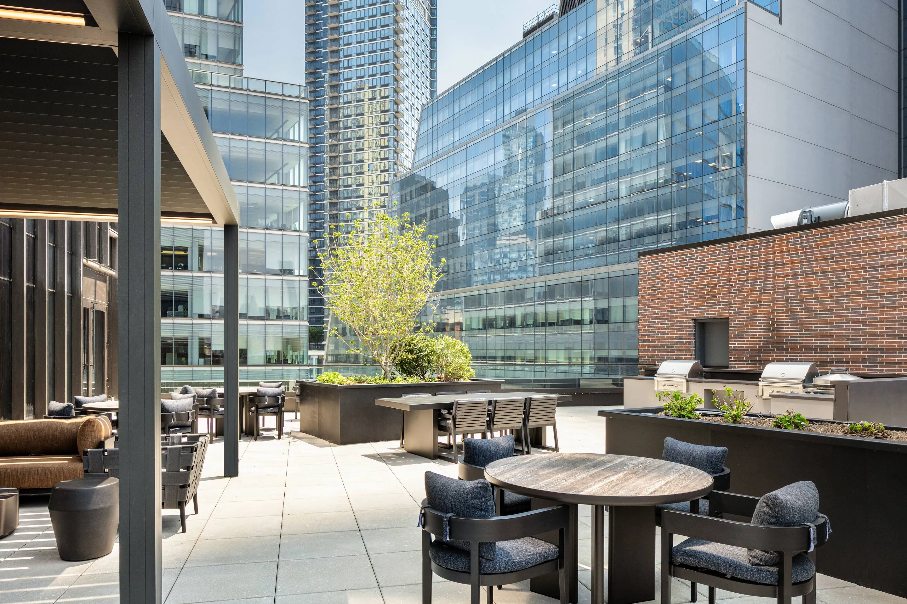 Lumen LIC at 23-15 44th Road in Hunters Point : Sales, Rentals ...