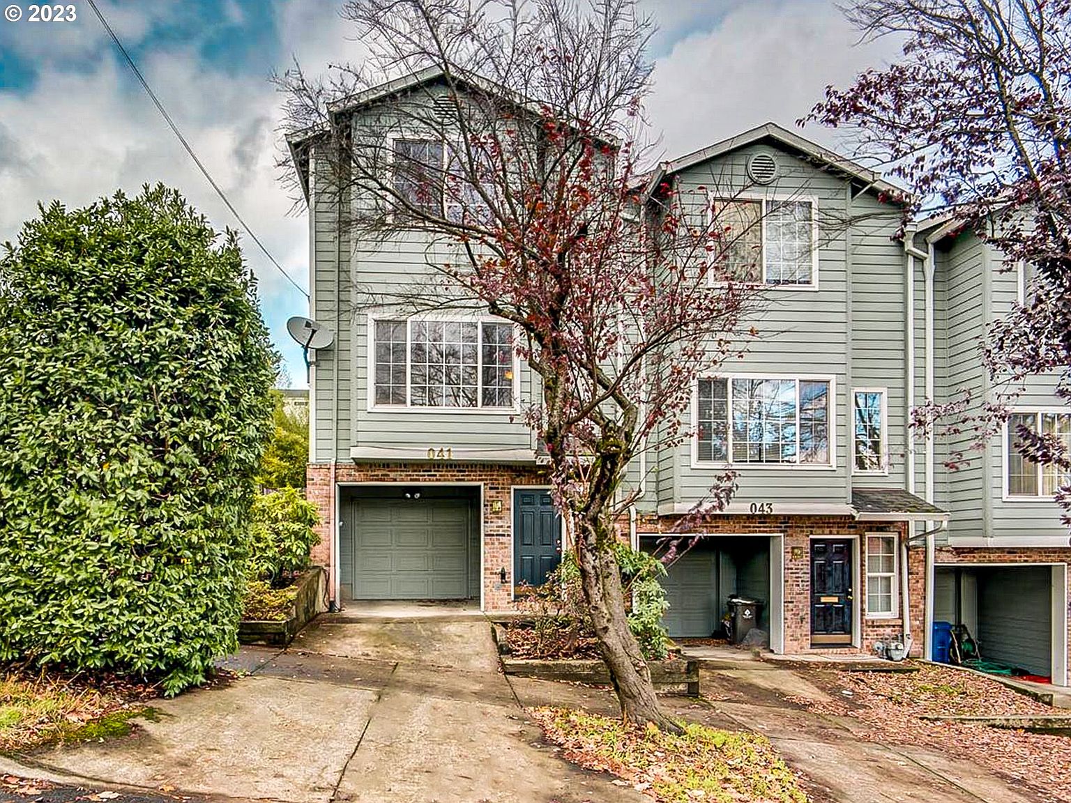 41 S Mitchell St, Portland, OR 97239 | MLS #23585977 | Zillow