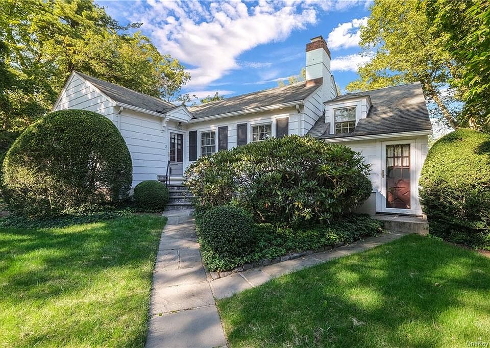 2 Lavender Lane, Rye, NY 10580 | Zillow