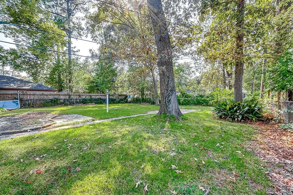 1521 Bayram Dr, Houston, TX 77055 | Zillow