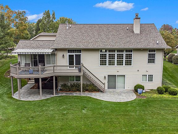 8612 Cedar Lake Dr, Jenison, MI 49428 | Zillow