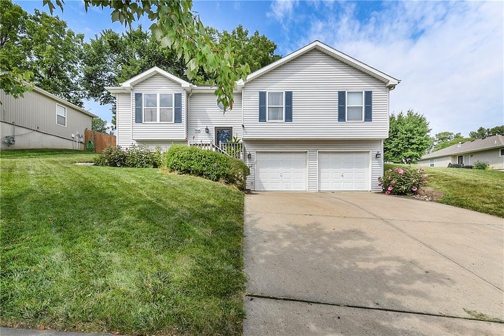7908 N Ames Ave, Kansas City, MO 64151 | Zillow