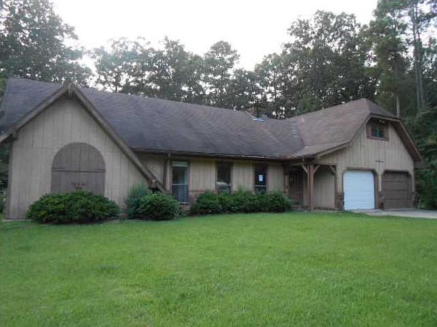 181 Oak Park Dr, Forest, MS 39074 | Zillow