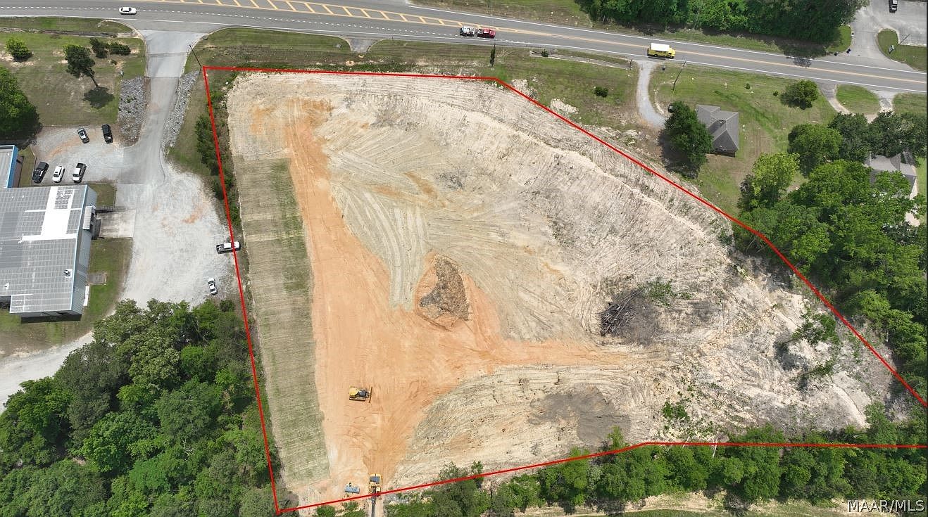 5 Tallassee Hwy, Wetumpka, AL 36092 | MLS #556741 | Zillow