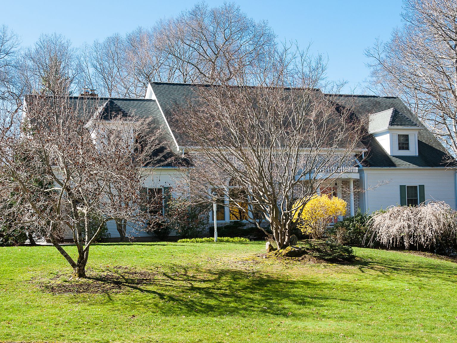 66 Beekman Pl, Madison, CT 06443 | Zillow