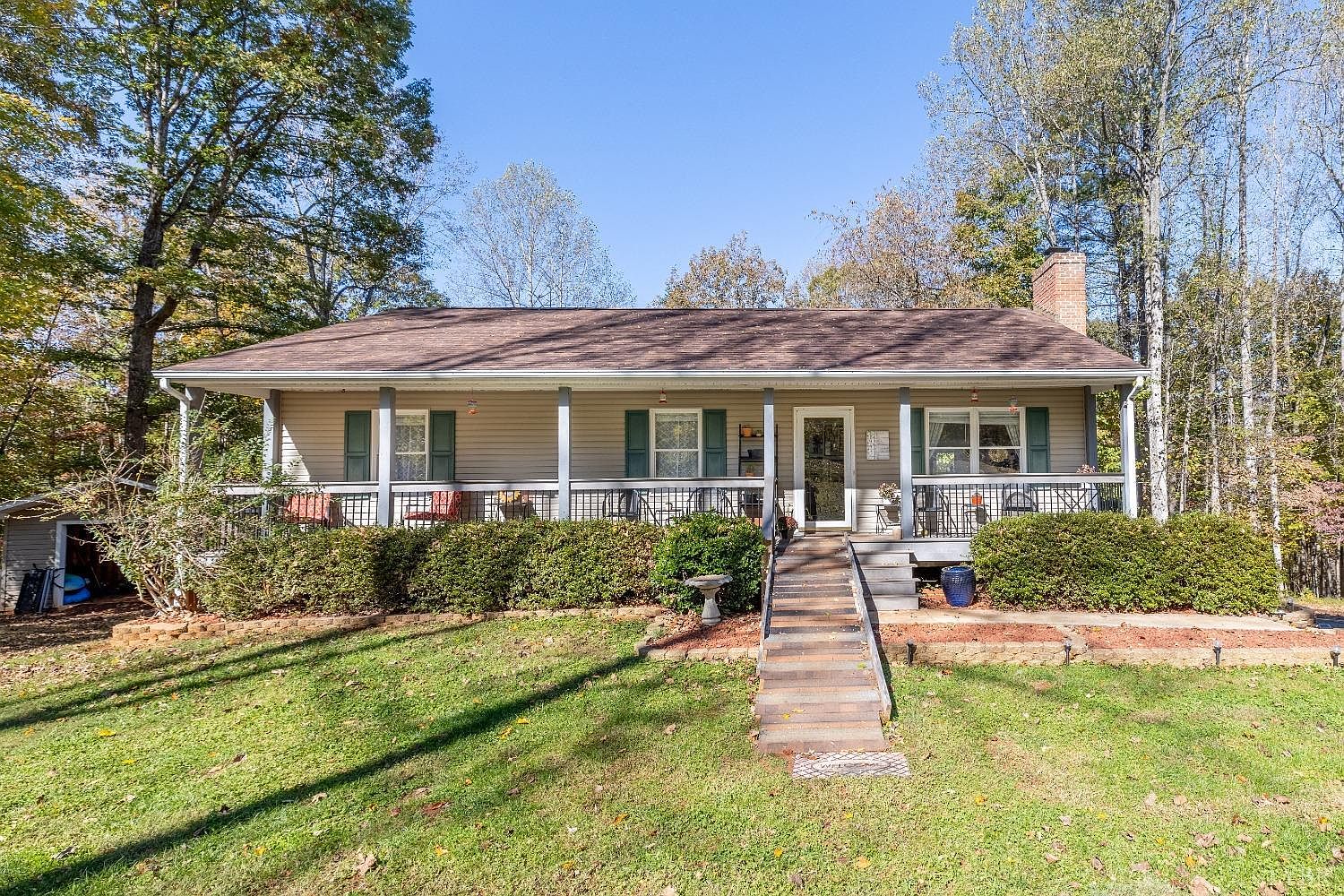 926 Monacan Park Rd, Madison Heights, VA 24572 | Zillow