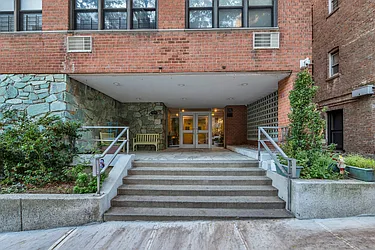 579 West 215th Street #8E in Inwood, Manhattan | StreetEasy