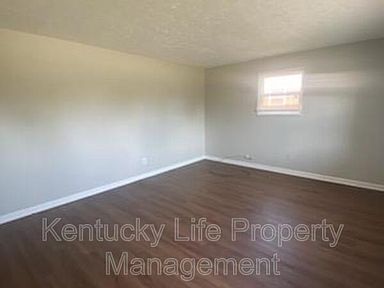 1274 Winburn Dr, Lexington, KY 40511 | Zillow